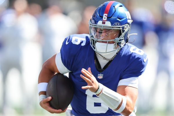 Week 13 NFL Cheat Sheet | DFS Lineups, Start/Sit & Prop Bets